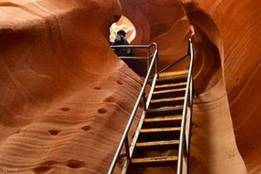 Lower Antelope Canyon에 나바호 가이드와 함께하는 90분 하이킹 투어에 참여하세요 클룩 Klook 한국